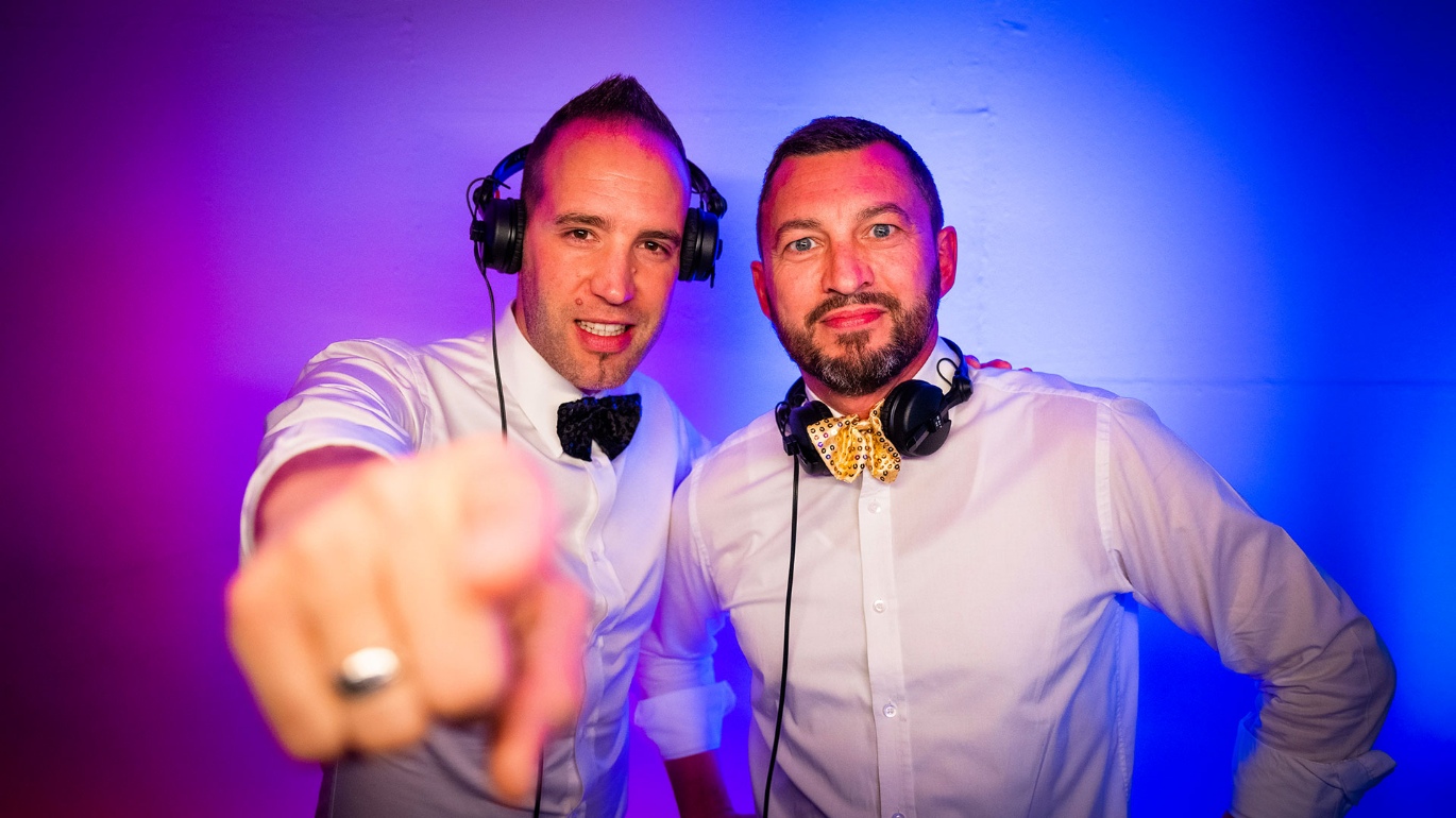 Home - DJ Manu & DJ Elvis